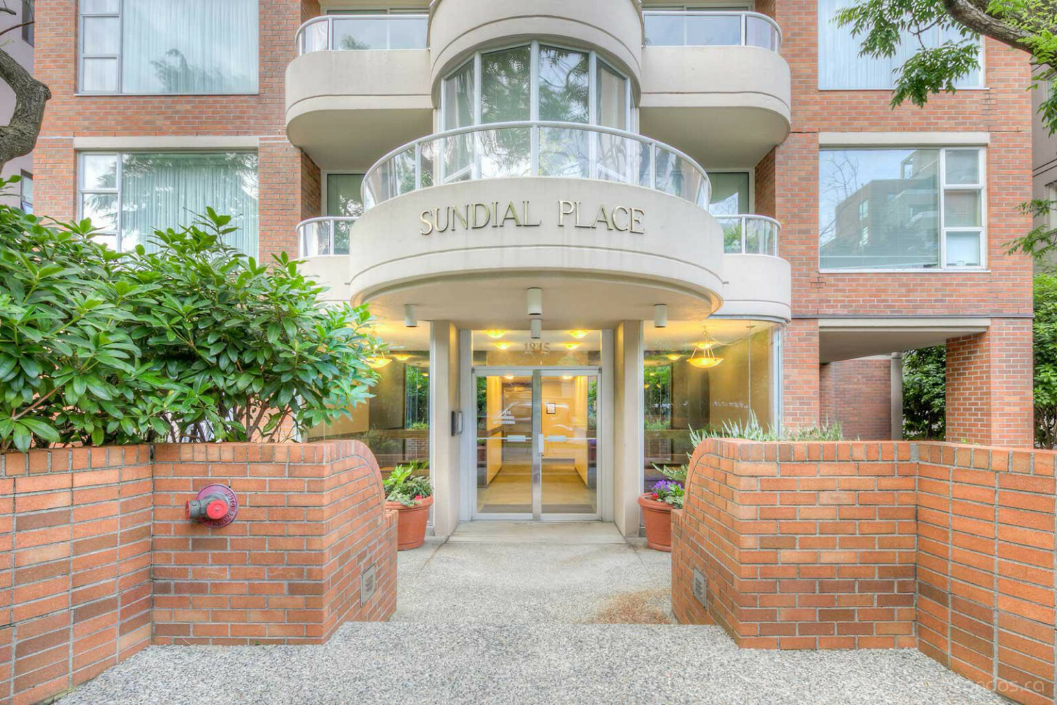 Sundial Place - Signia Construction